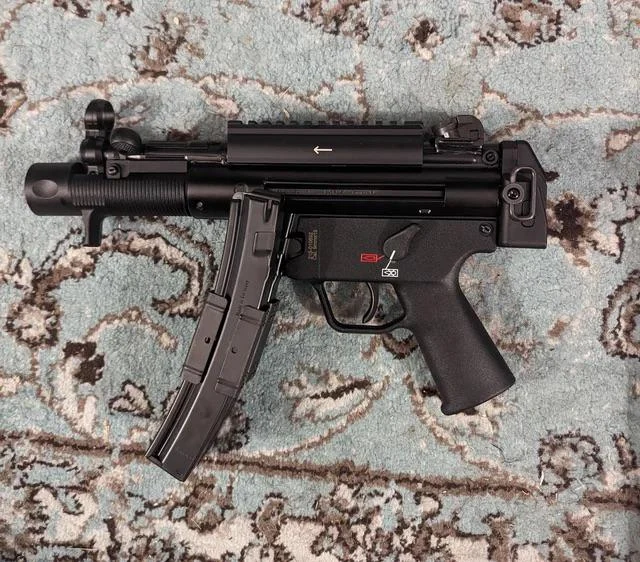 Discover more like Guns: ID handguard? and Related Content | Scrolller