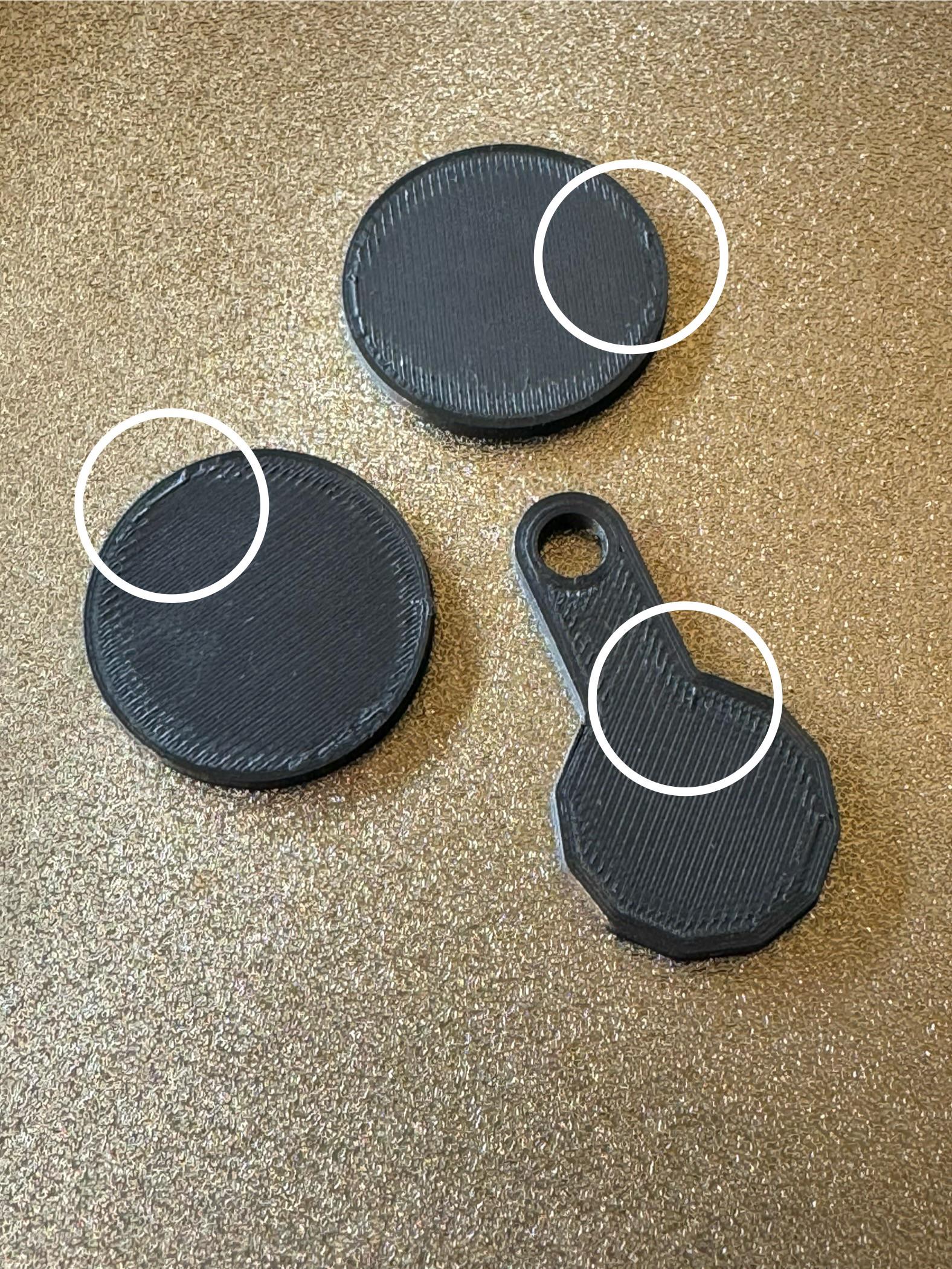 What causes these tiny blobs? | Scrolller