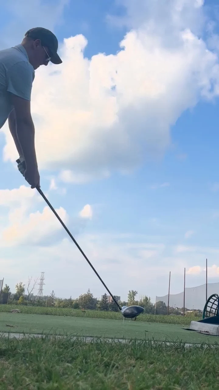 Tried seb waddles double pump swing on the range after a full 18 today 🤷‍♂️ | Scrolller