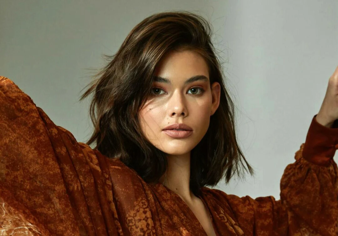 Laneya Grace | Scrolller