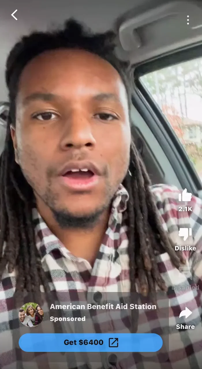 YouTube Short advertisement | Scrolller