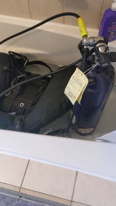 Is this leak significant? | Scrolller