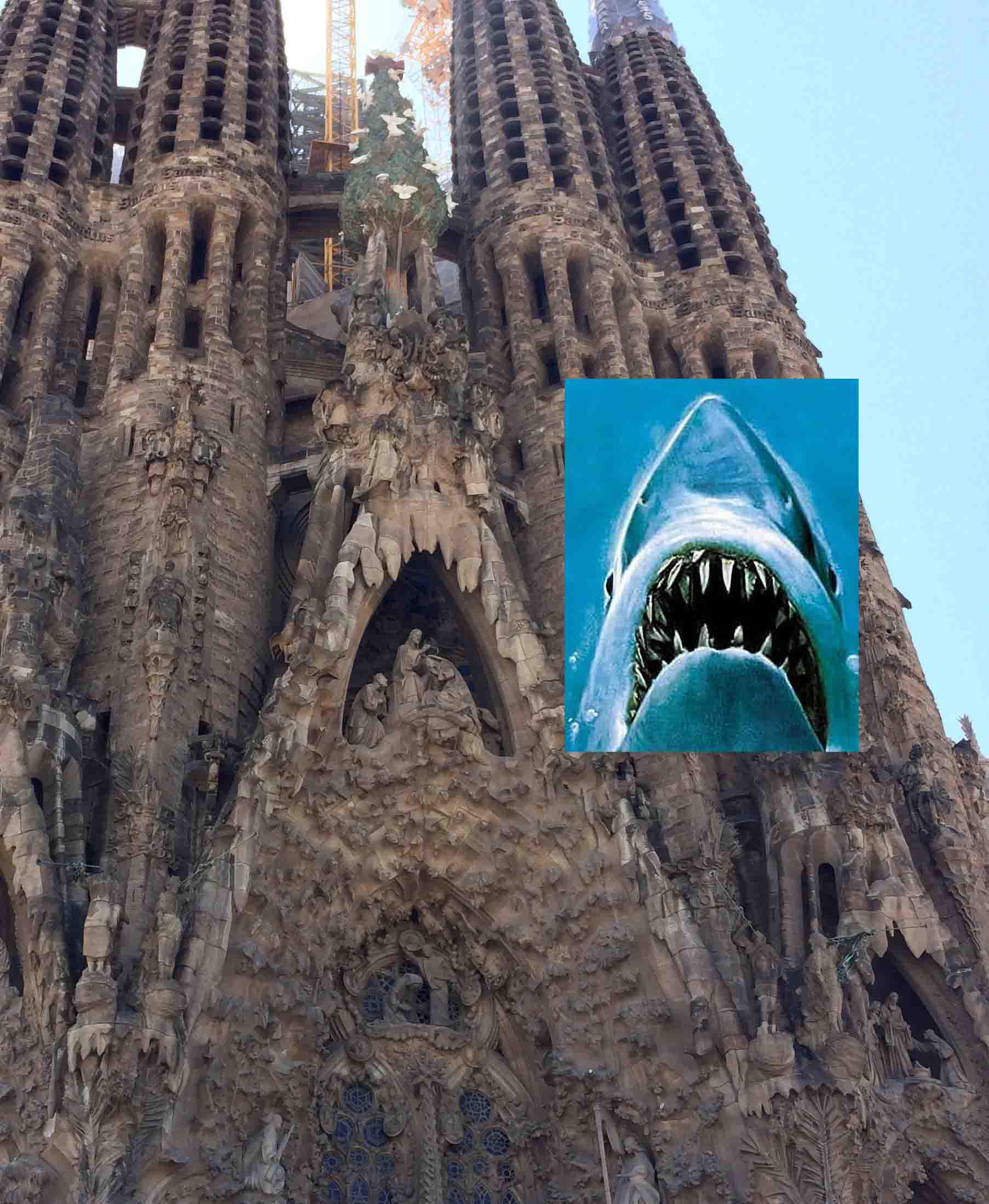 I can't be the only one who noticed that Barcelona's most famous landmark, la Sagrada Familia ...