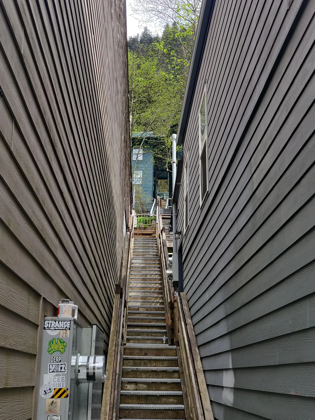 Alley, Juneau, Alaska . | Scrolller