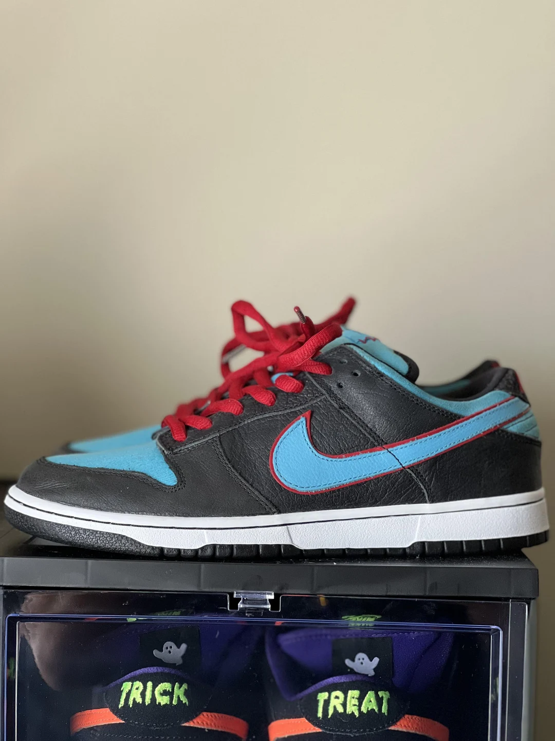 Nike Dunk SB Low Angels and Demons | Scrolller