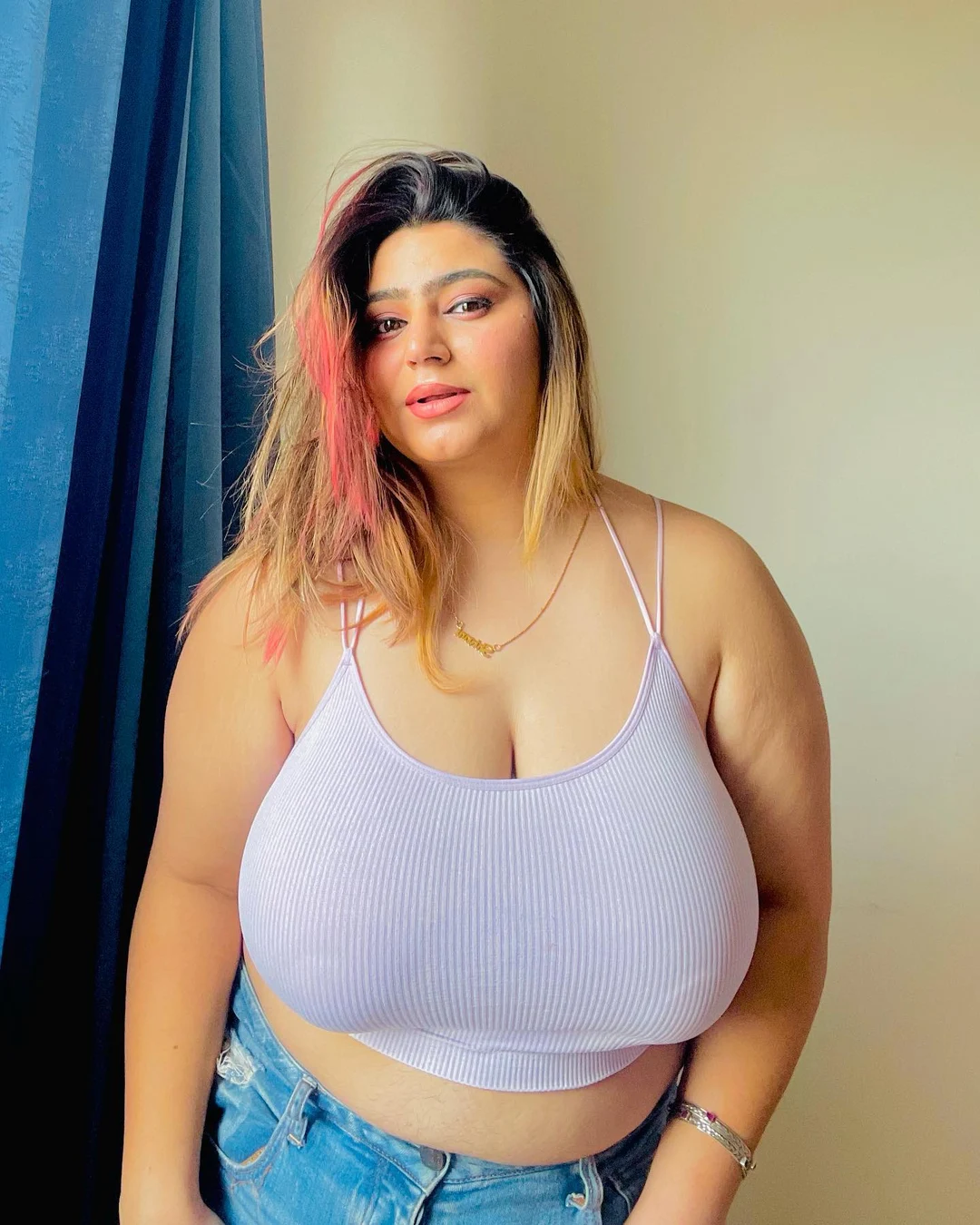 Discover more like 2busty2hide: Huge and Related Content | Scrolller