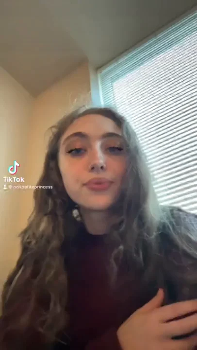 Pov spitting | Scrolller