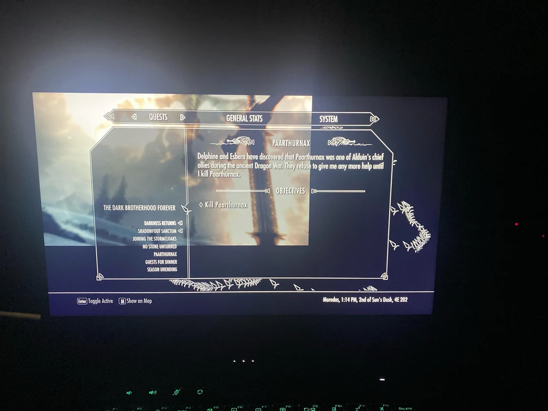 Can anyone help me fix this ? After 100 hours of gameplay this morning it’s decided to minimise ...