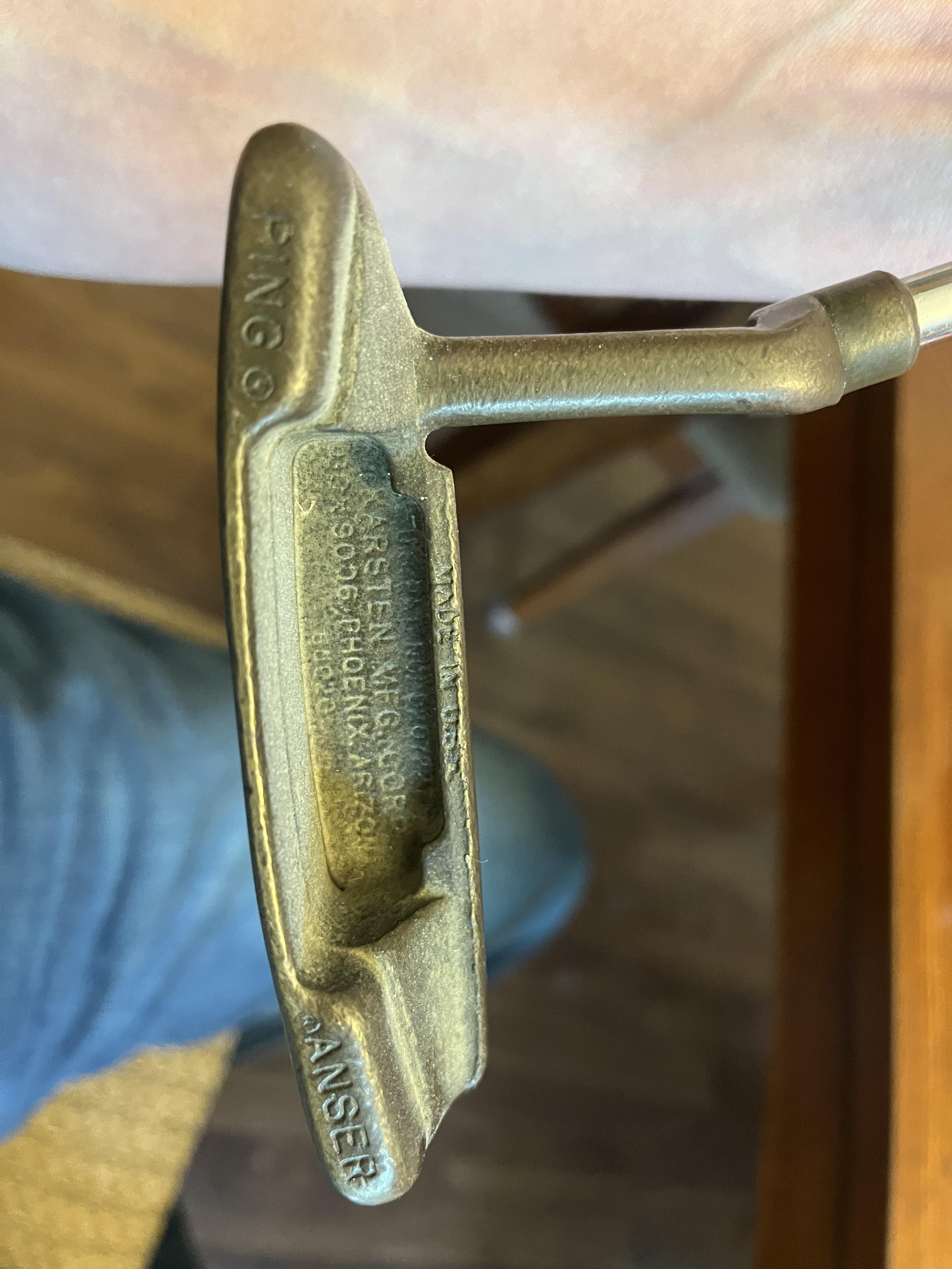 Can anyone tell me about this old putter and where to find info? | Scrolller