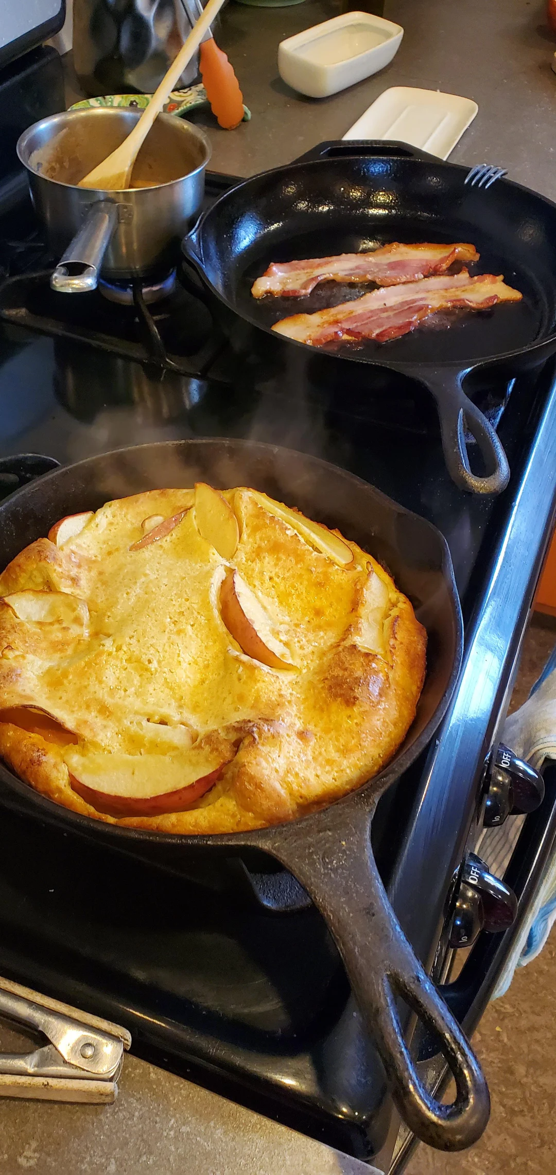 German apple pancake and bacon | Scrolller