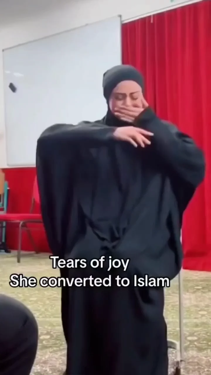 Tears of joy | Scrolller