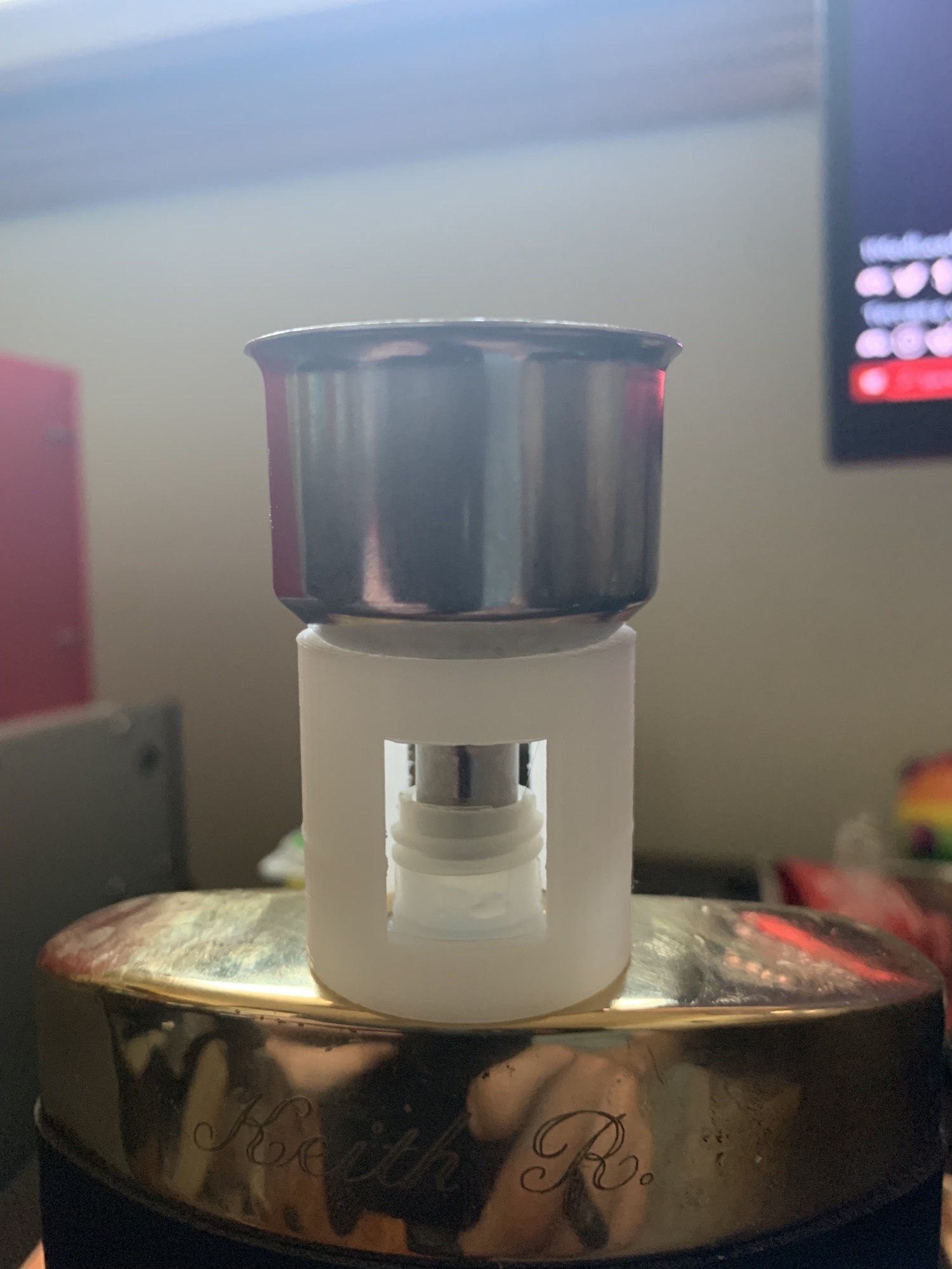 Made a spacer for my flask as my first functional print. | Scrolller