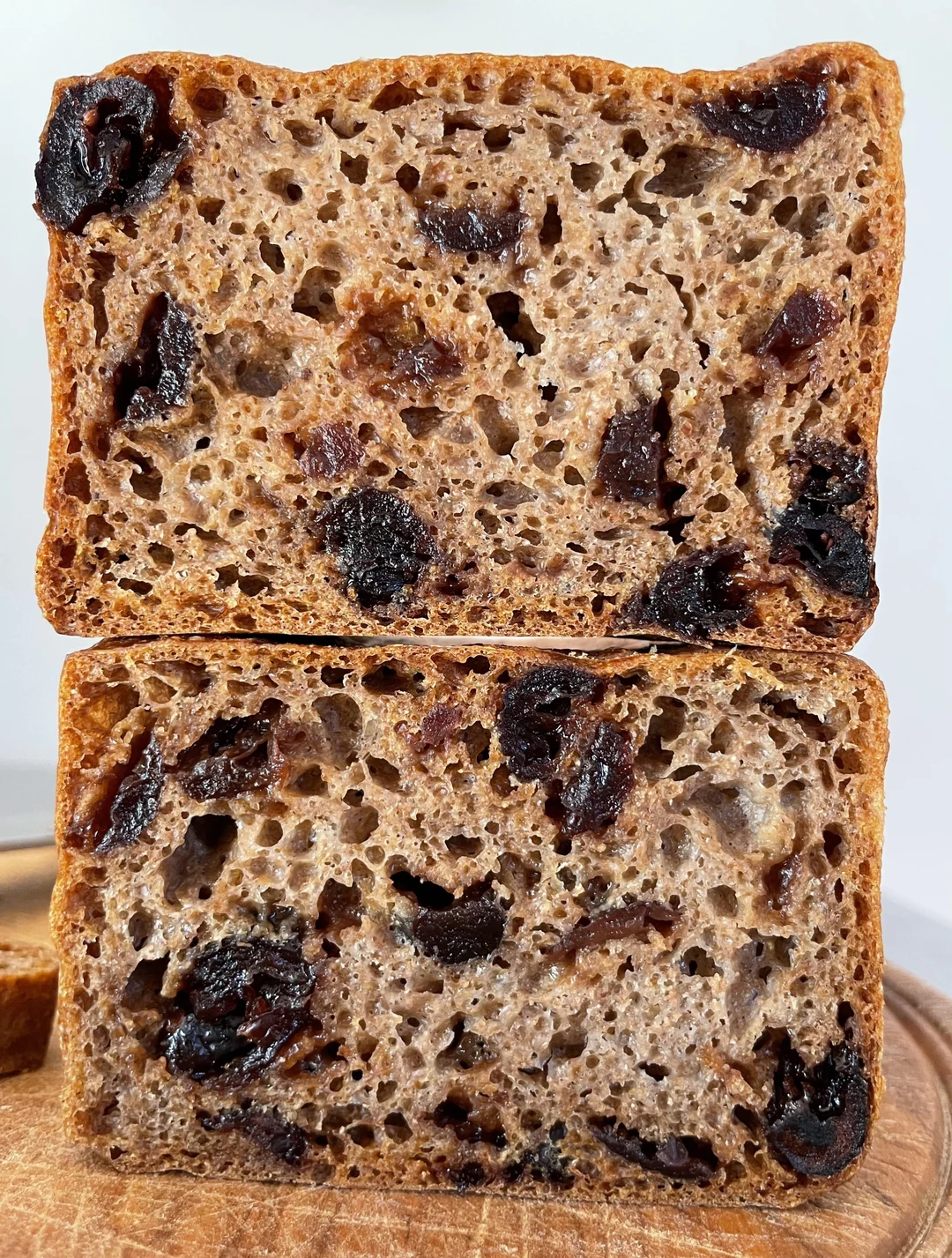 Cranberry Rye Sourdough | Scrolller