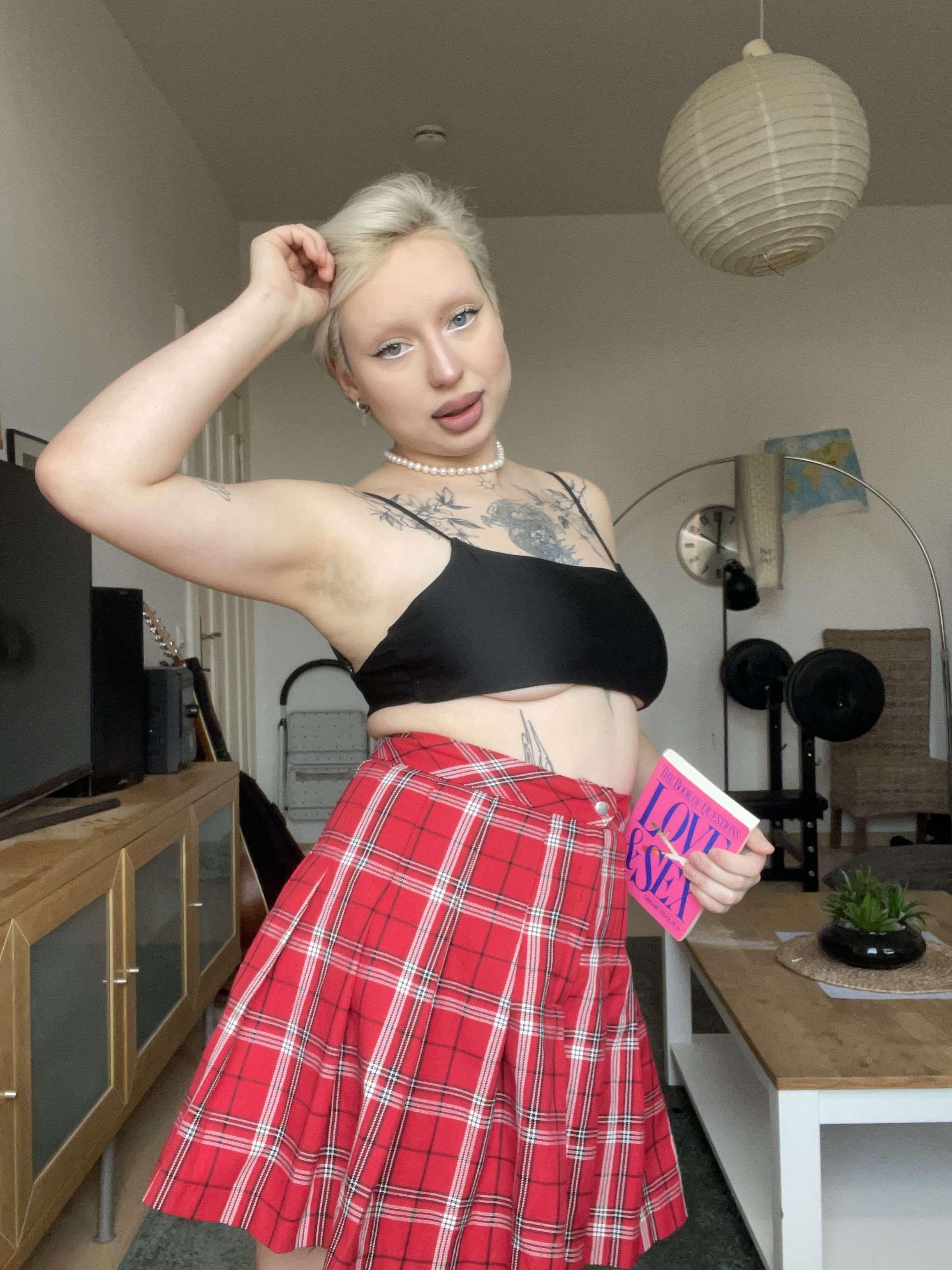 Not your average biology student | Scrolller