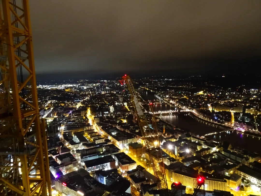 Frankfurt from above | Scrolller