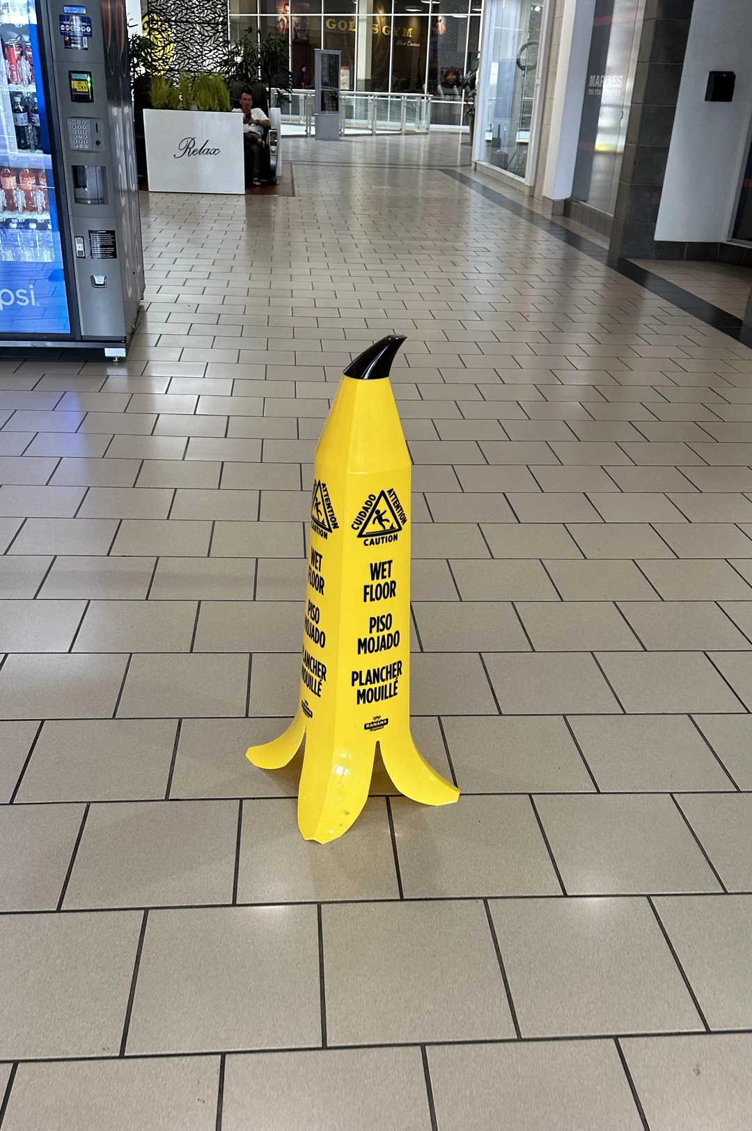 “Caution Wet Floor” sign at my local mall | Scrolller