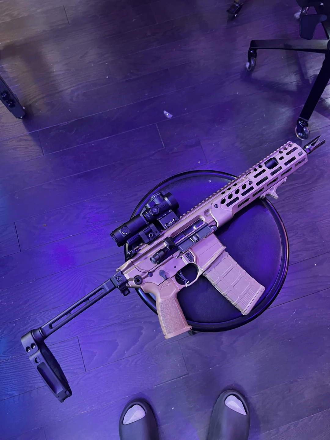 Vortex RAZOR OR EOTECH + Mag | Scrolller