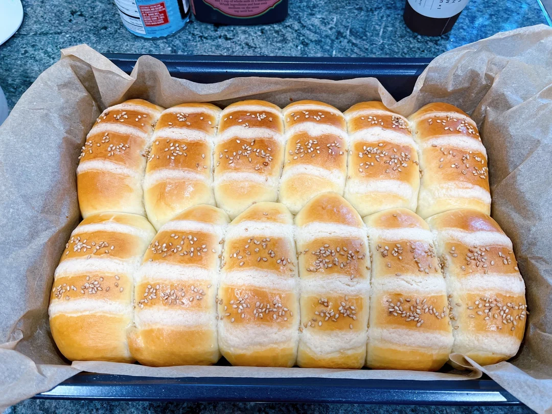 I made (Homemade) Coconut Buns | Scrolller