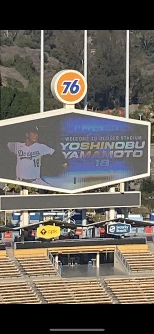 Supposedly leaked picture from Yamamoto's meeting at Dodger Stadium | Scrolller