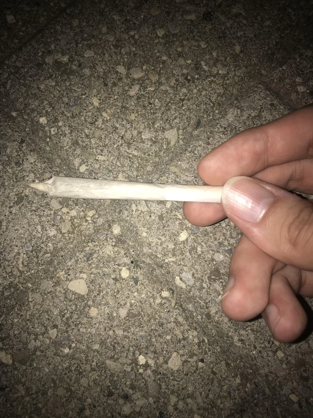 rolled my first joint a couple nights ago!! | Scrolller
