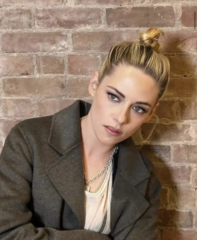 Spencer - screening - press photo | Scrolller