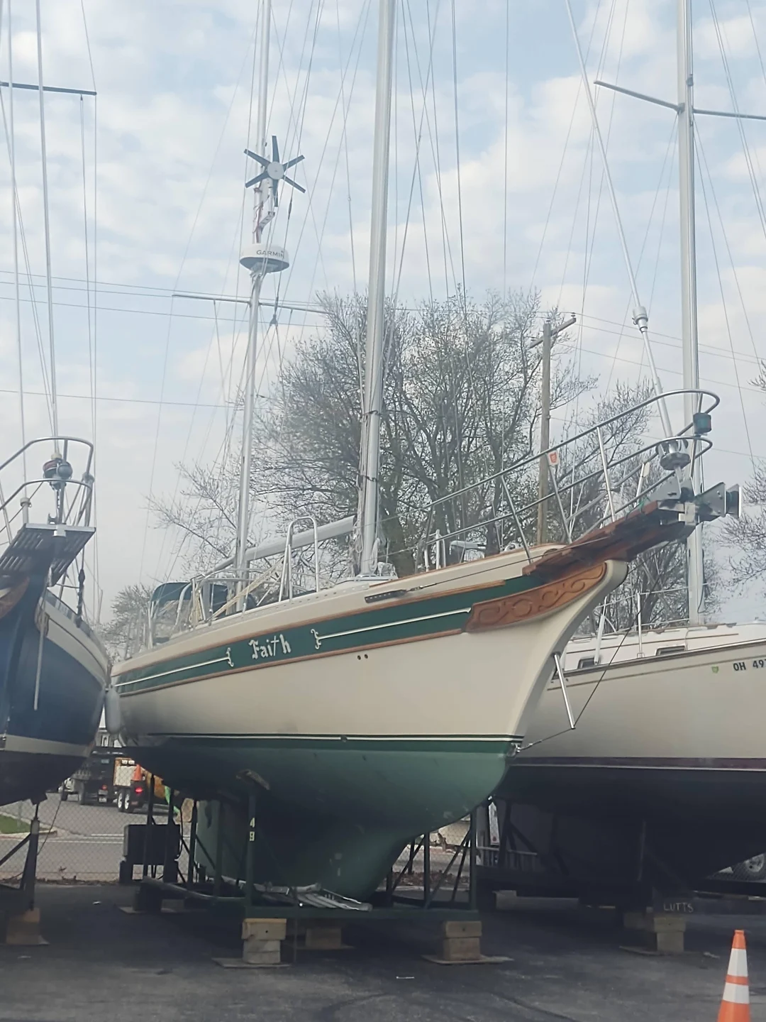 Need help identifying this SV | Scrolller