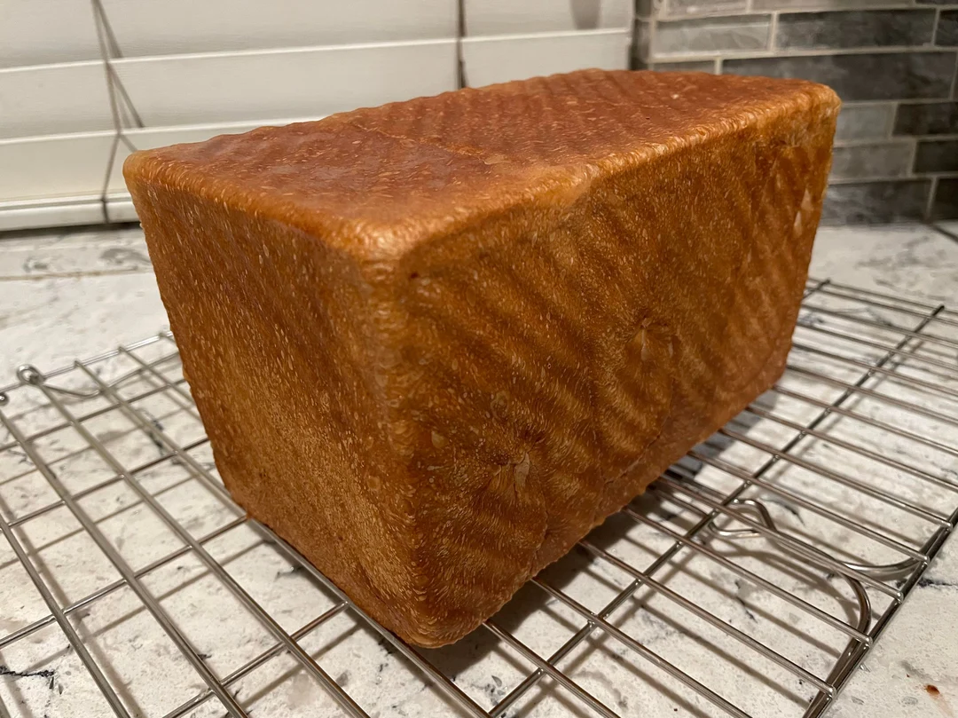 Sourdough Pullman loaf | Scrolller