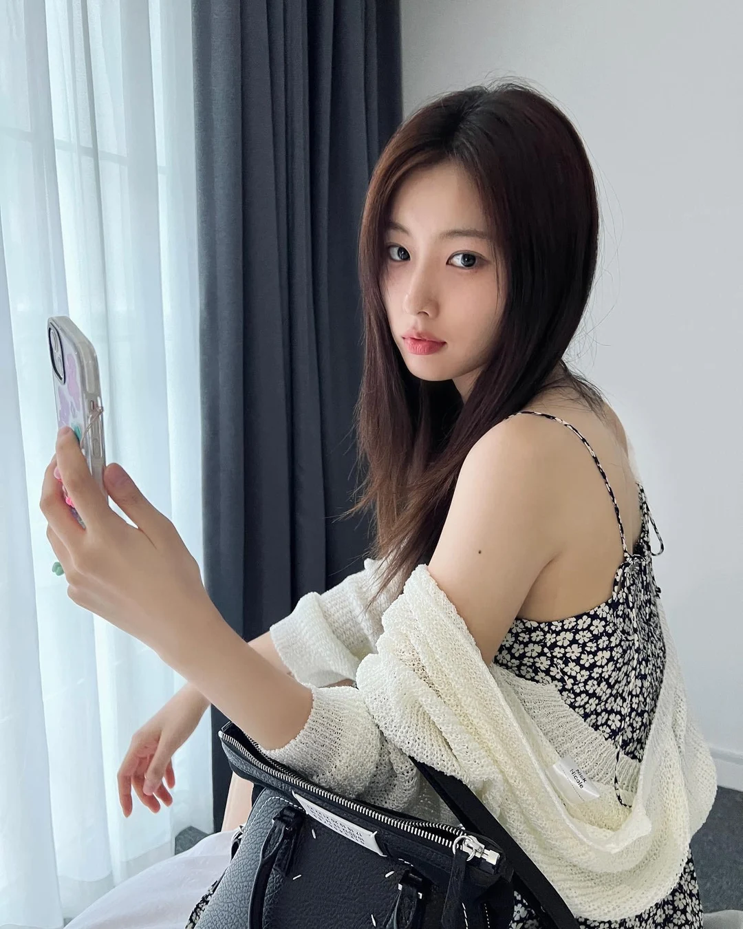 220825 Kang Hyewon Instagram Update | Scrolller