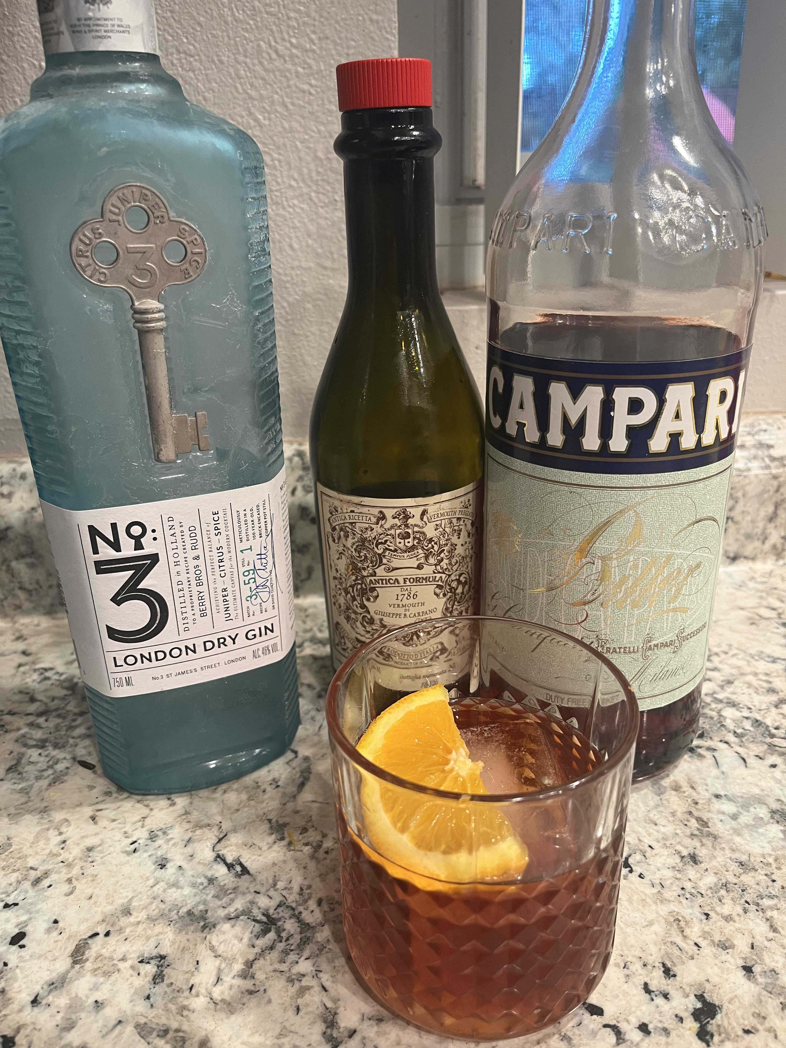 Negroni o’clock | Scrolller