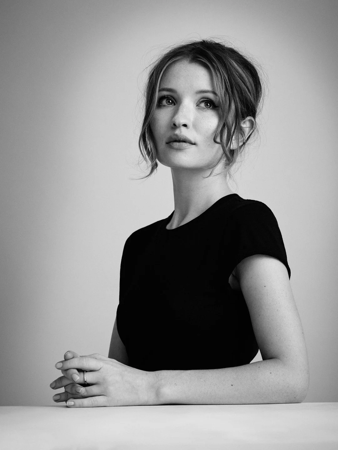 Emily Browning | Scrolller