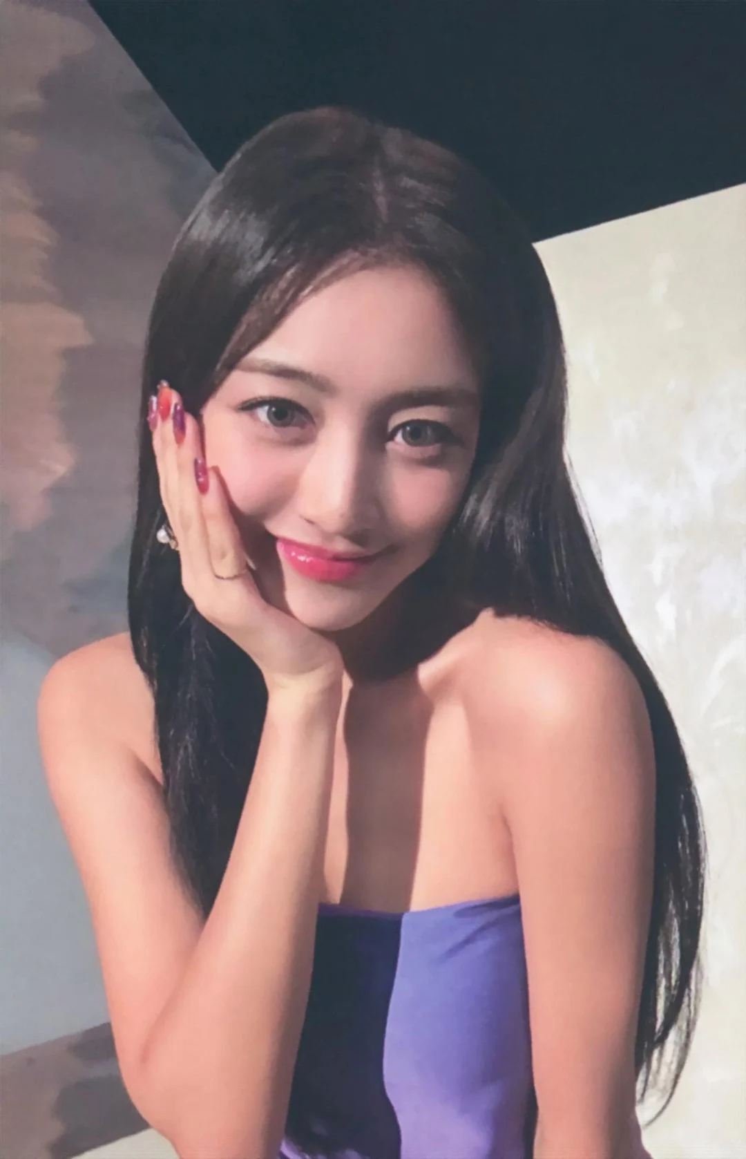 Jihyo | Scrolller