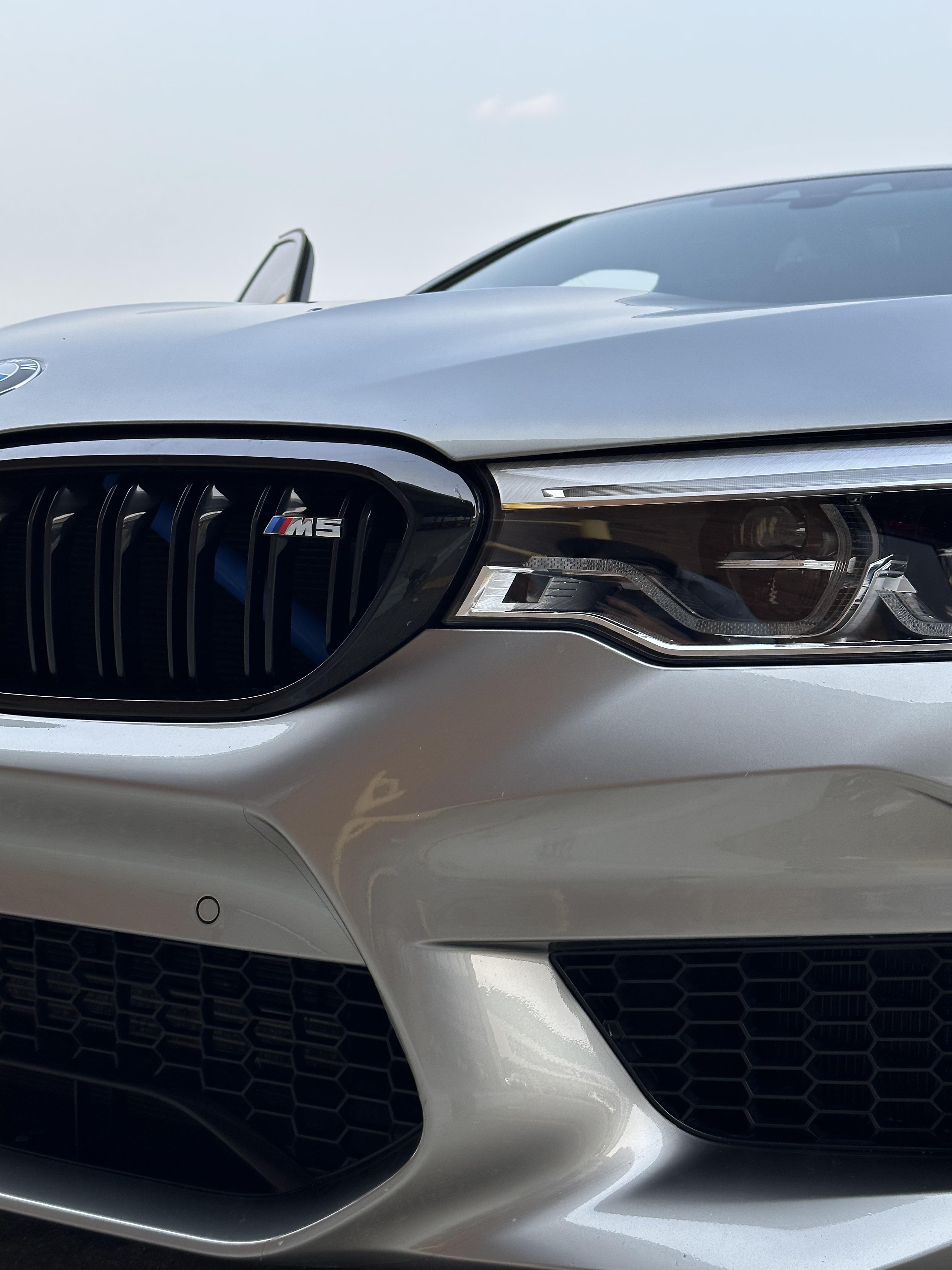 Just picked up my M5 | Scrolller