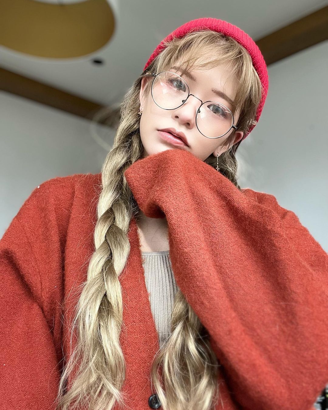 Miyoung's new hair | Scrolller