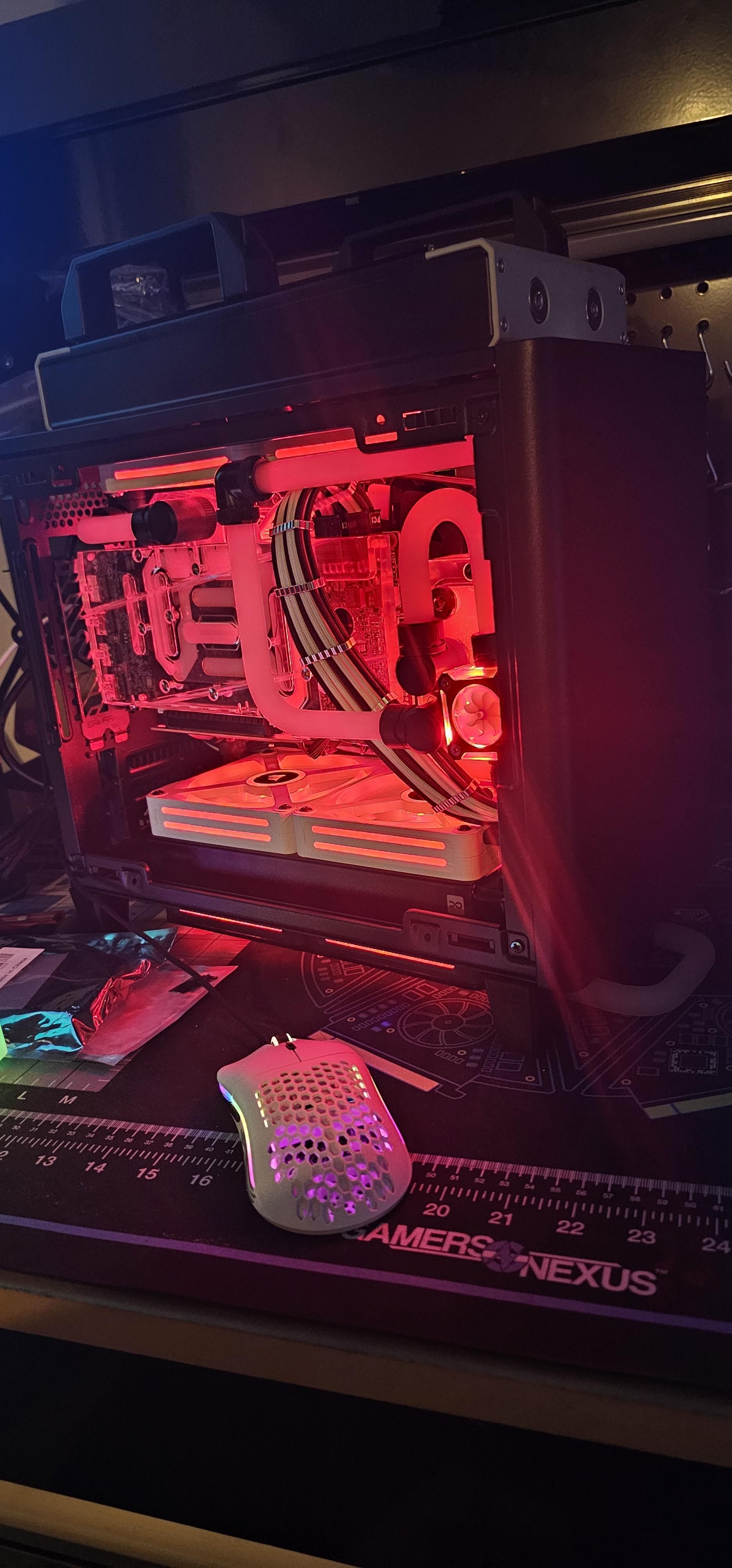 New custom loop in my nr200p | Scrolller