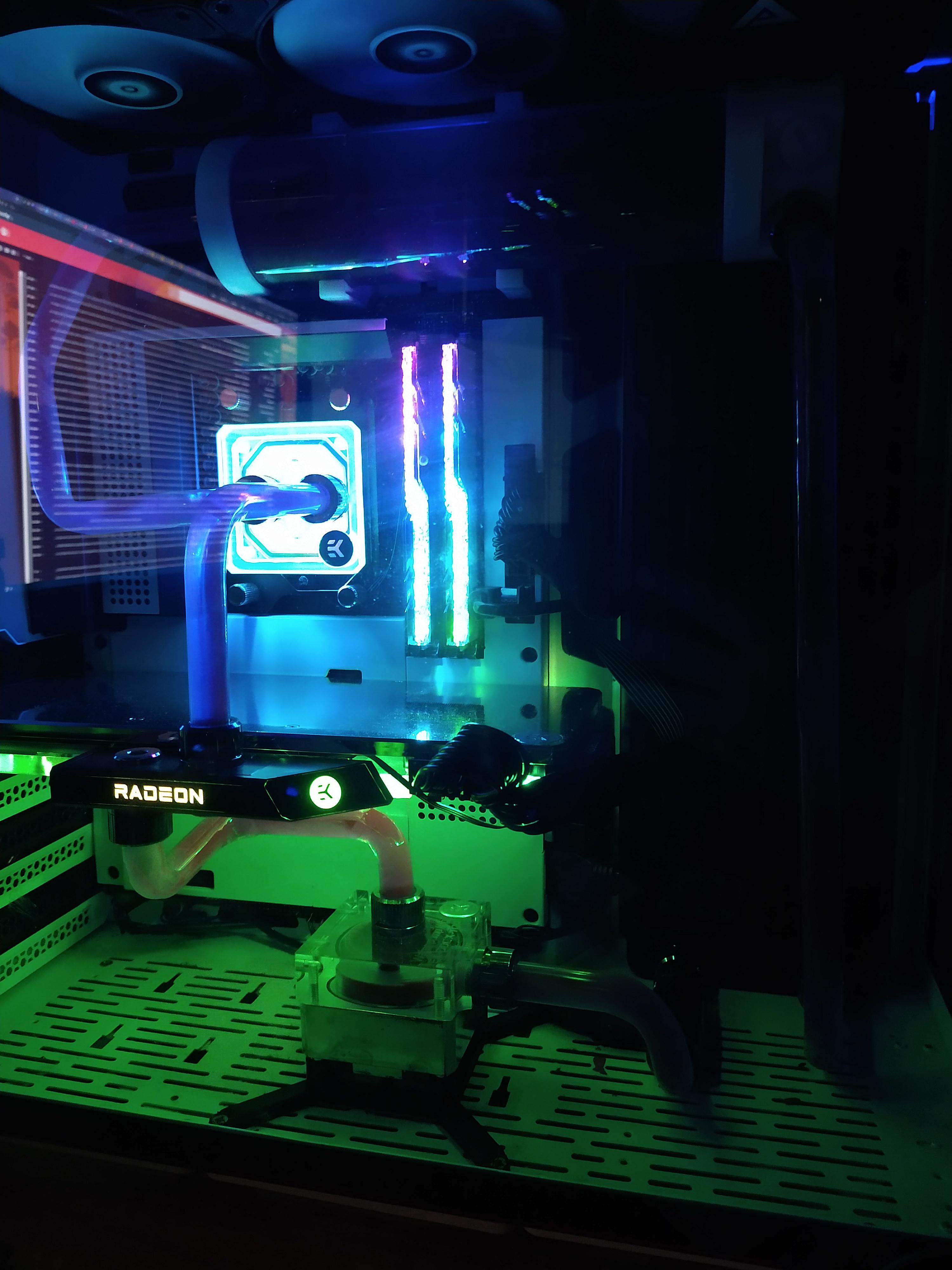 Why does this bubble keep forming in my loop? | Scrolller