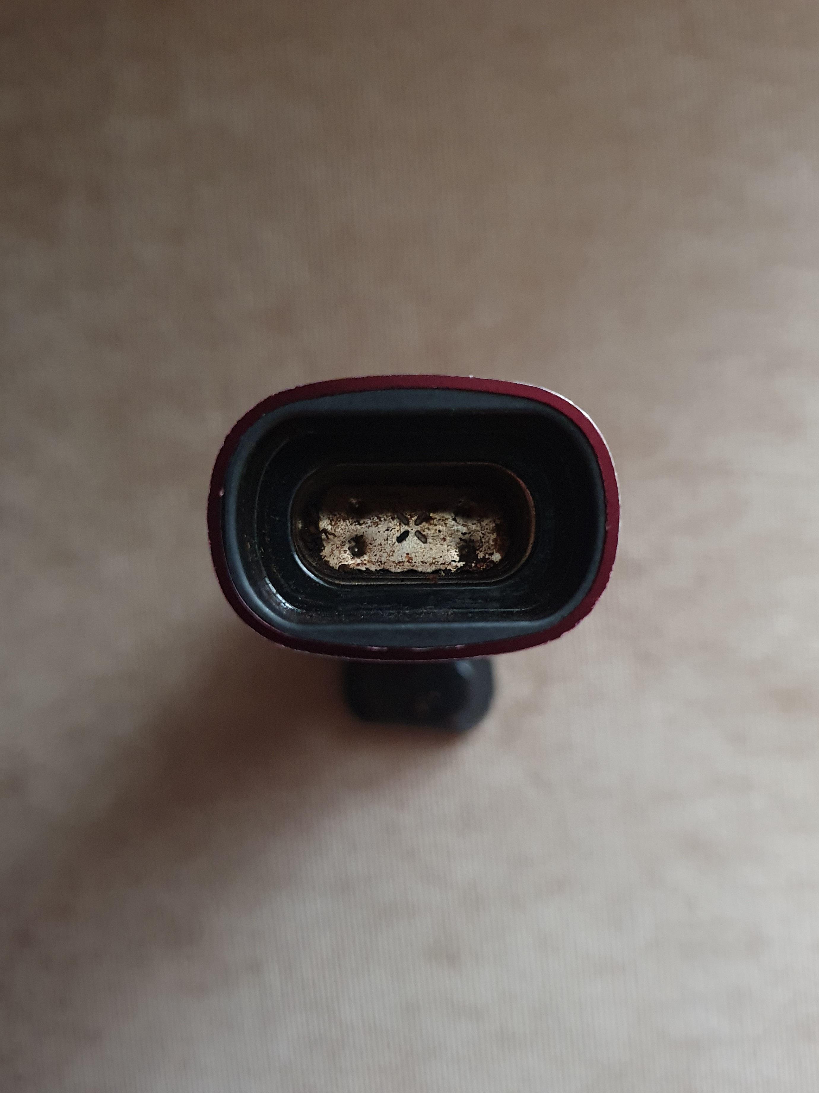 Tips on how to clean PAX 3 | Scrolller