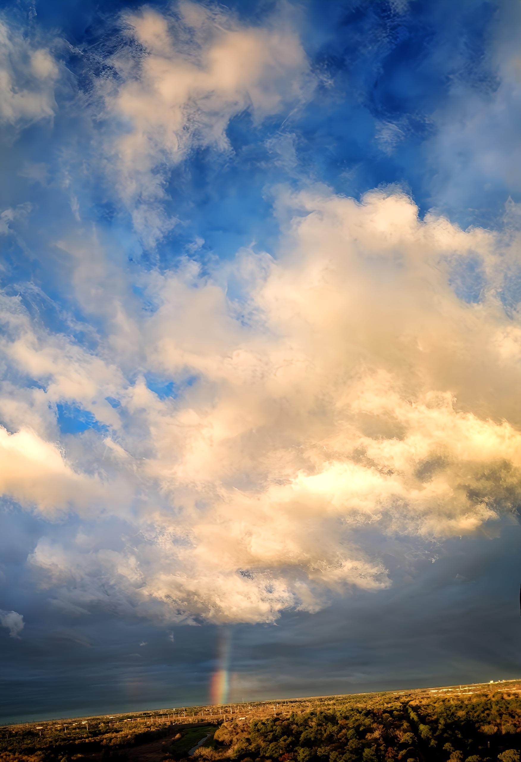 Unexpected Rainbow | Scrolller