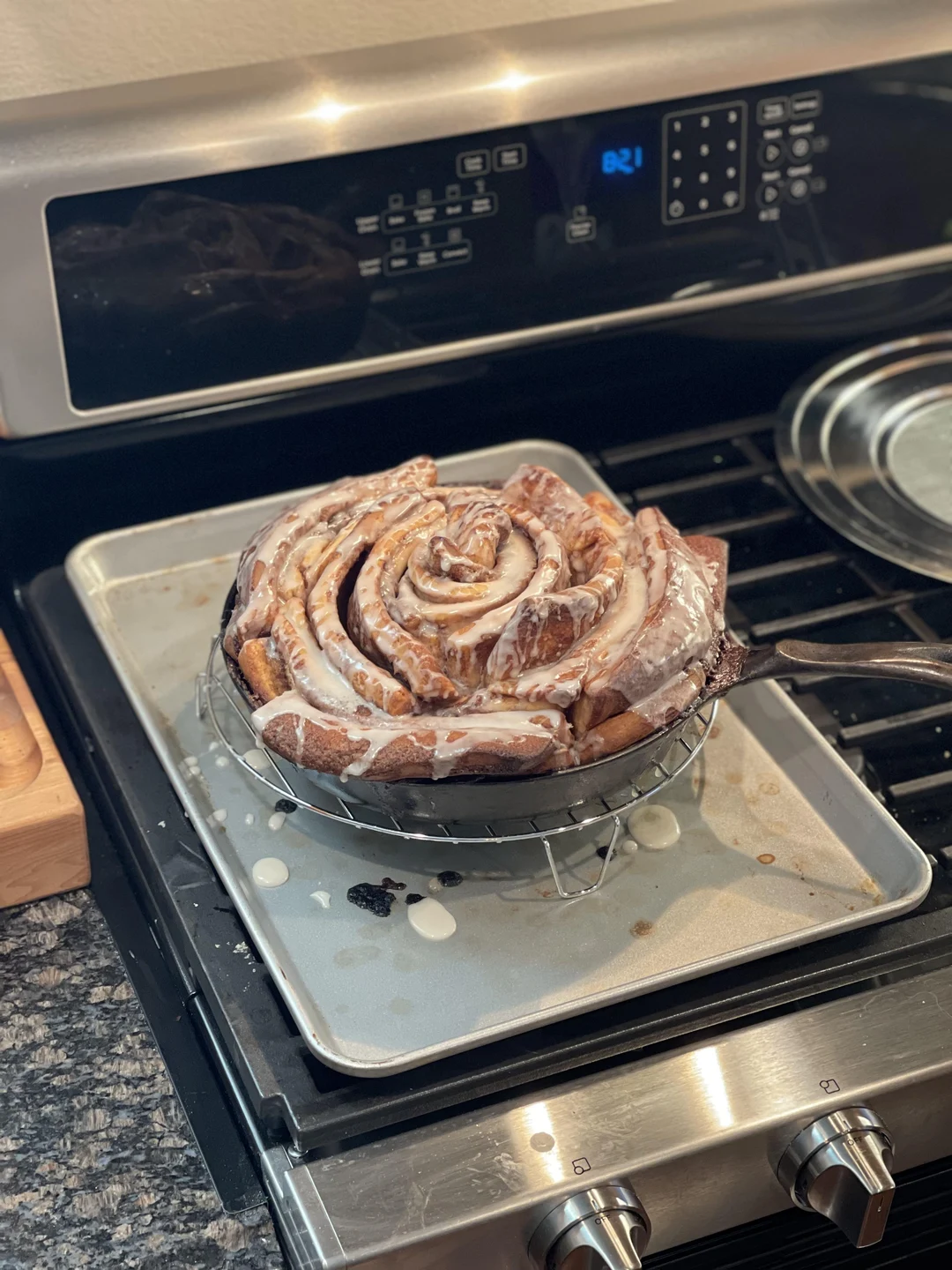King Arthur giant cinnamon roll | Scrolller
