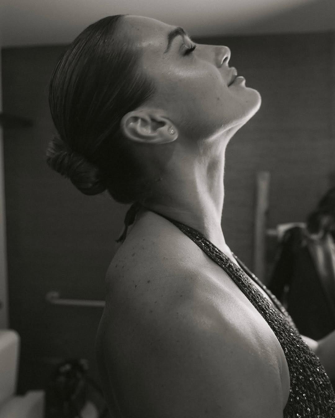 Aryna Sabalenka @ 2025 Vanity Fair Oscars Party 🤎📸 | Scrolller