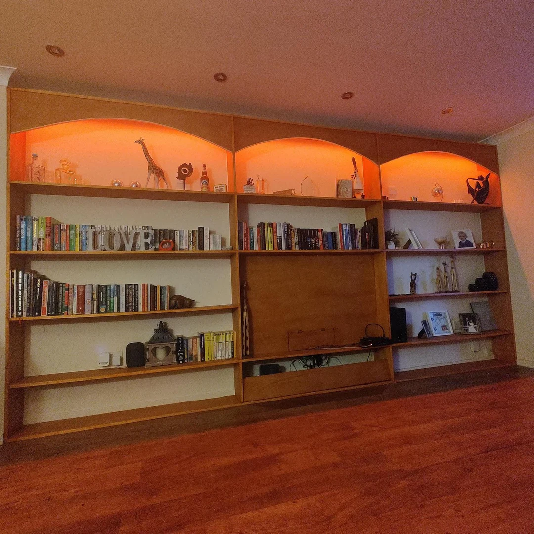 Cabinet Lighting | Scrolller