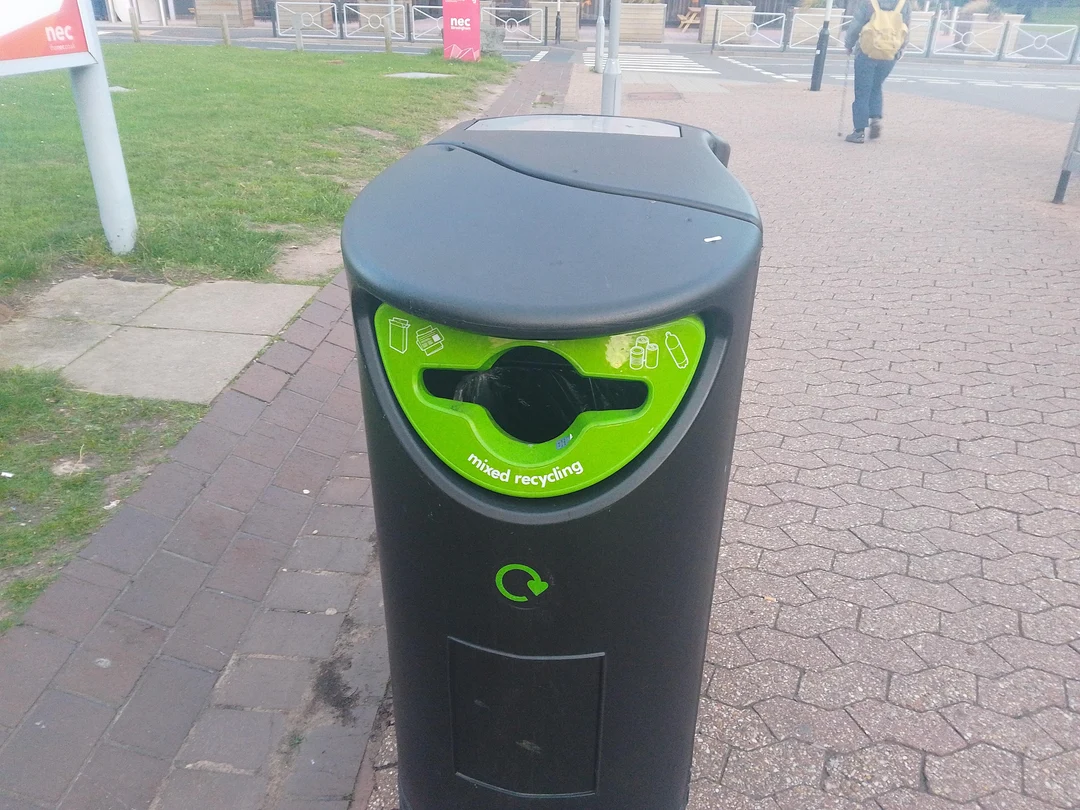 Recycle bin in Birmingham | Scrolller