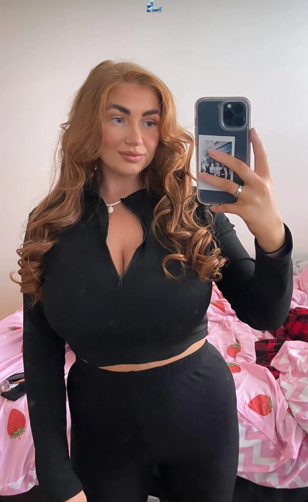 Discover more like 2busty2hide: British melons and Related Content ...