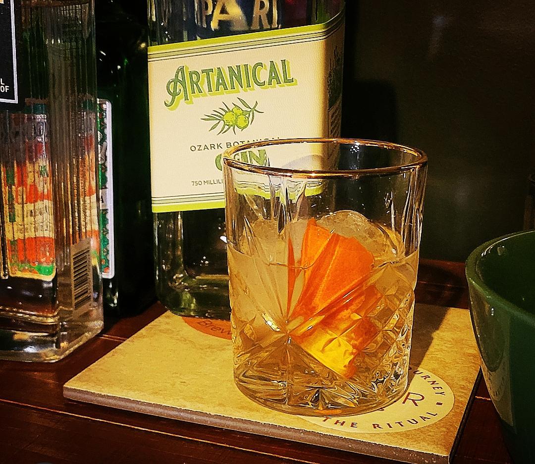 Gin Old Fashioned | Scrolller