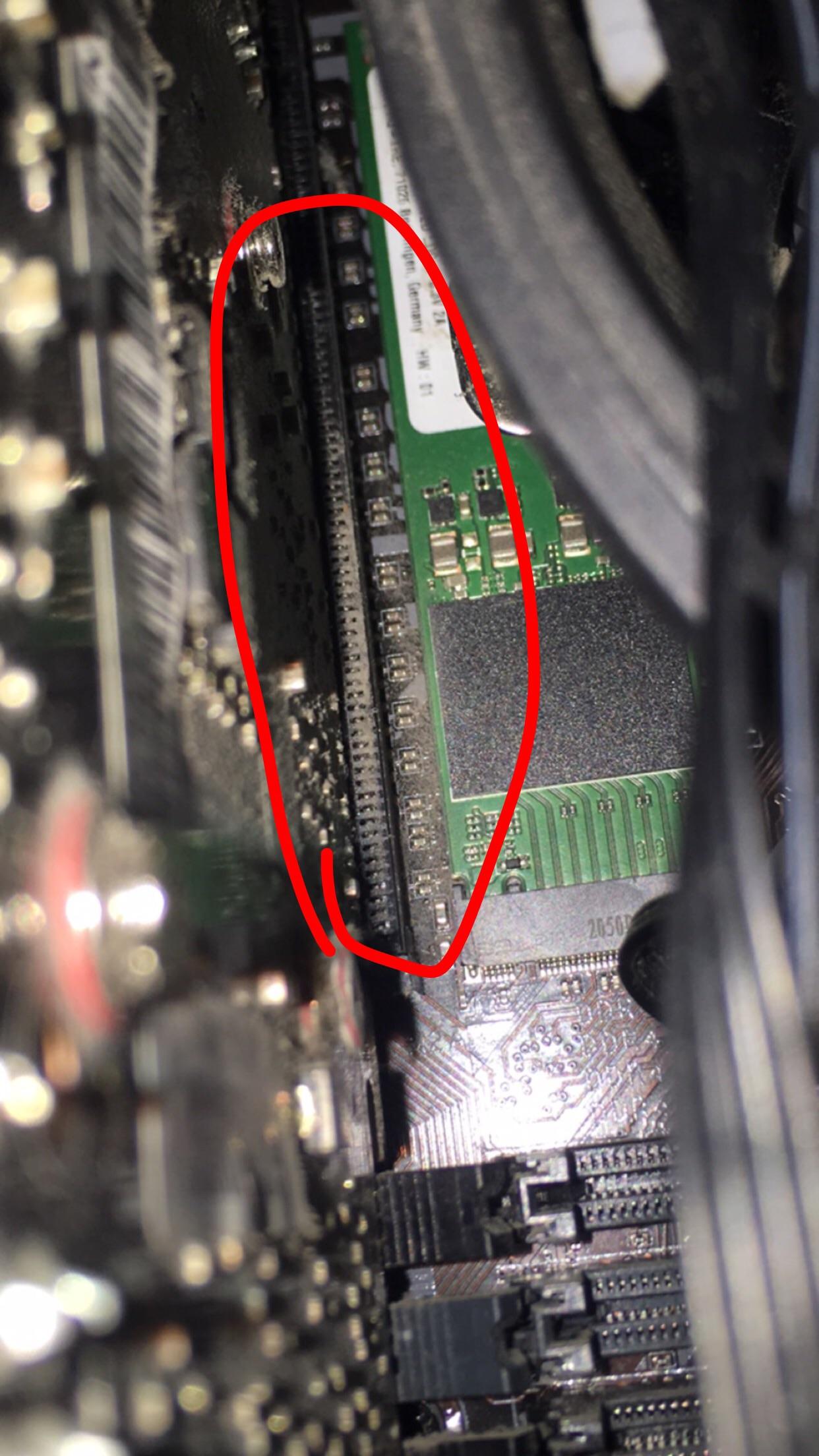 Help with installing my gpu | Scrolller