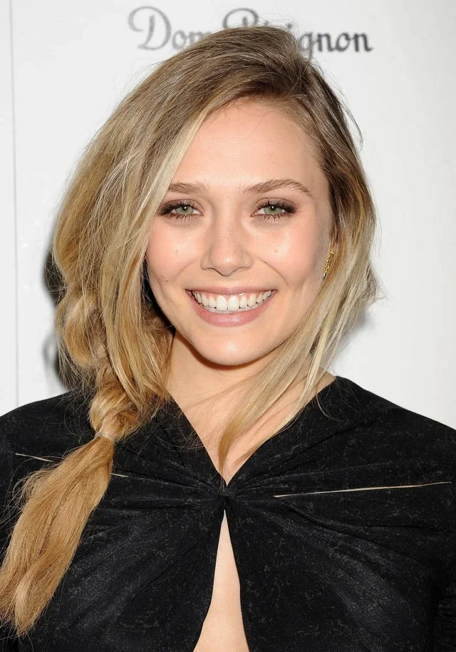 Elizabeth Olsen | Scrolller