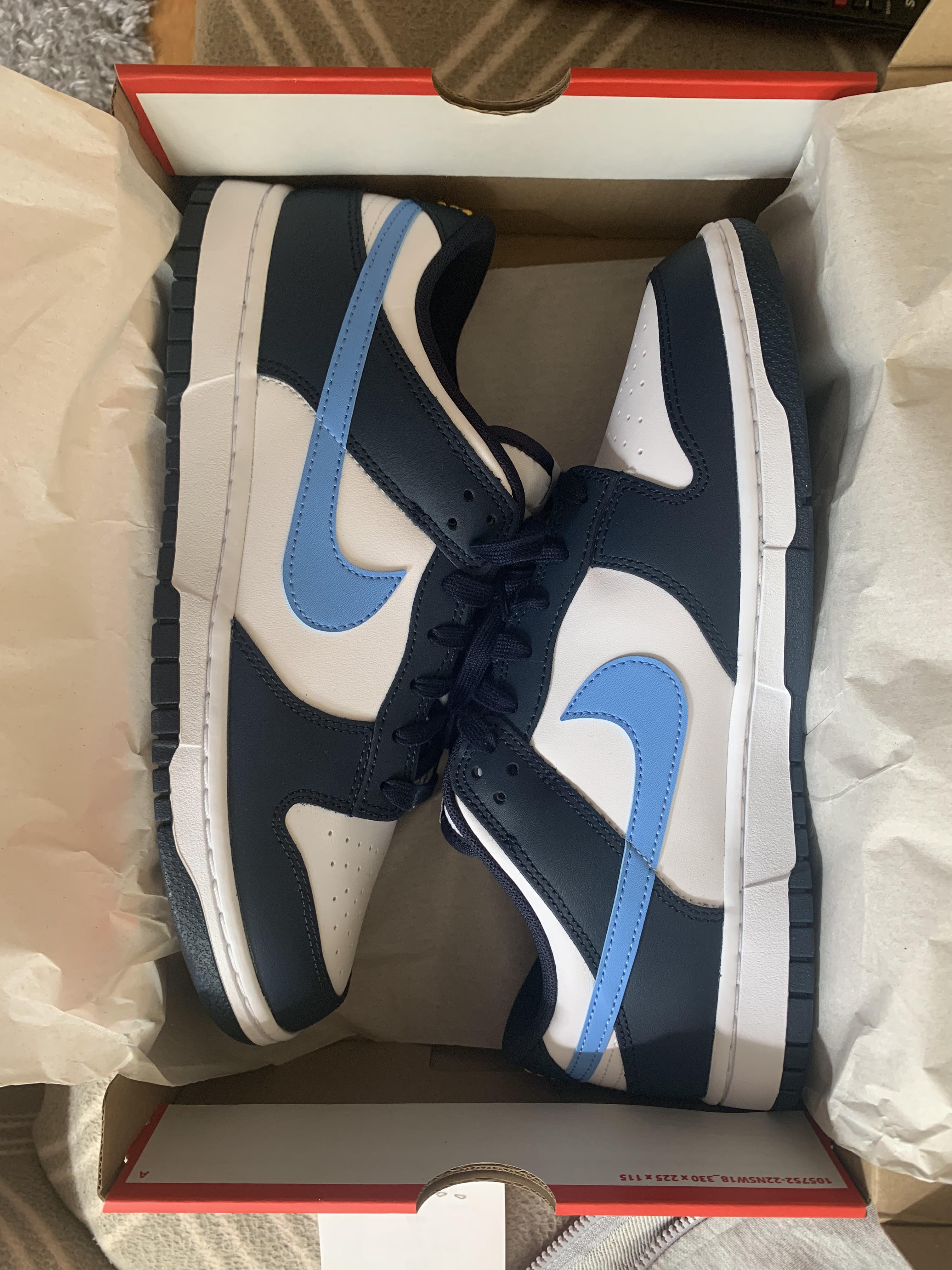 Just picked up these dunks | Scrolller