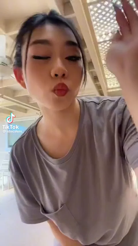 Perfect Asian | Scrolller