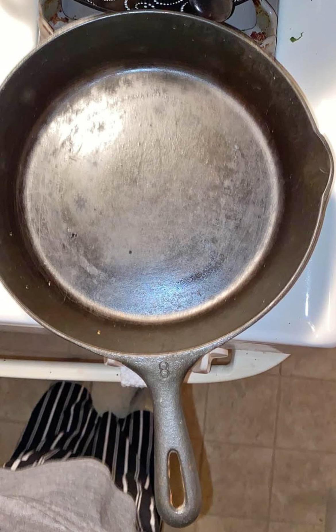Help identifying pan | Scrolller