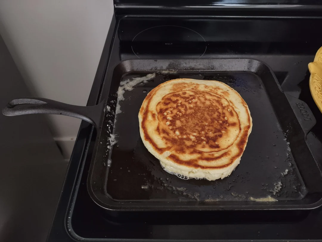 Made a big ol' pancake and it was delicious. | Scrolller