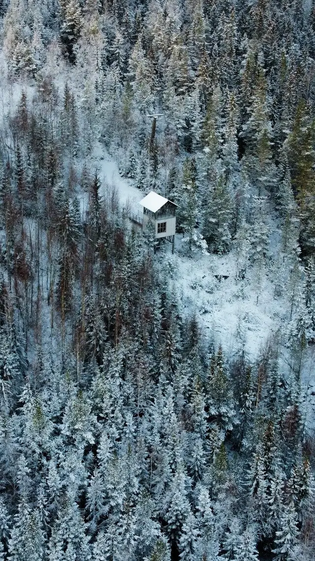The High Loft Is A Tiny Cabin On The Side Of A Mountain In Northern Sweden. | Scrolller